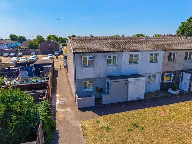 3 Bedroom Terraced House