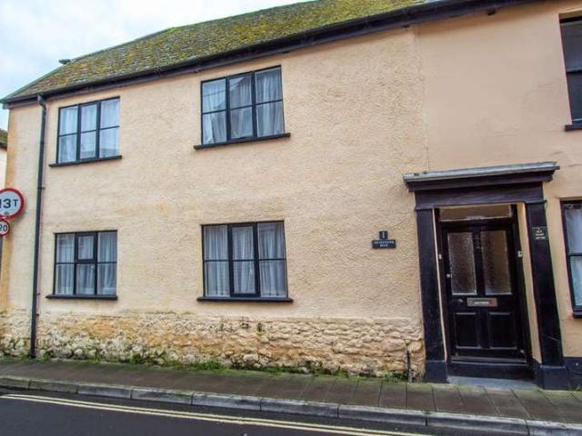 3 Bedroom Terraced House