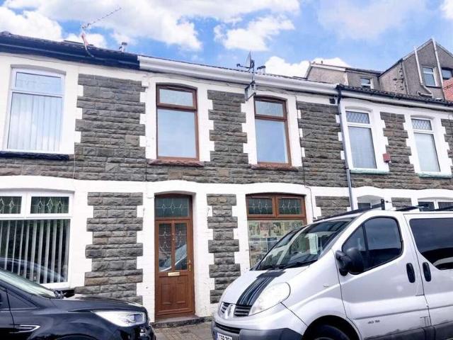 3 Bedroom Terraced House
