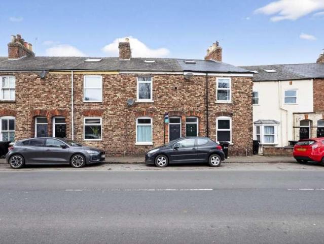 3 Bedroom Terraced House