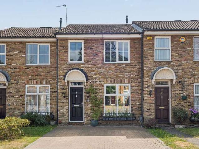 3 Bedroom Terraced House