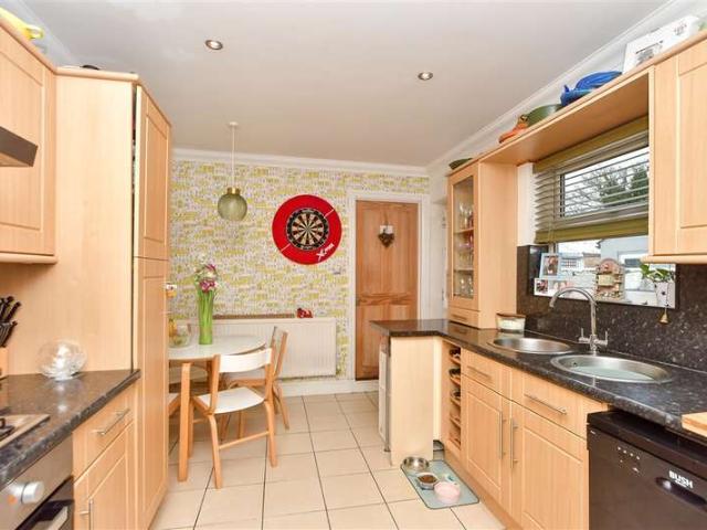 3 Bedroom Terraced House
