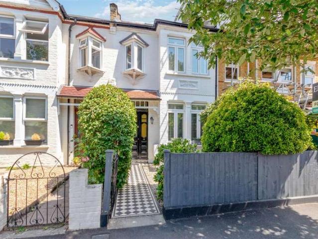 3 Bedroom Terraced House