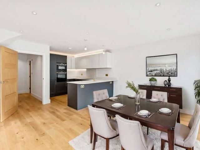 3 Bedroom Terraced House