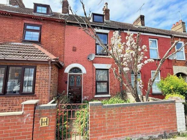 3 Bedroom Terraced House