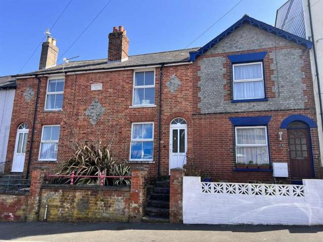 3 Bedroom Terraced House