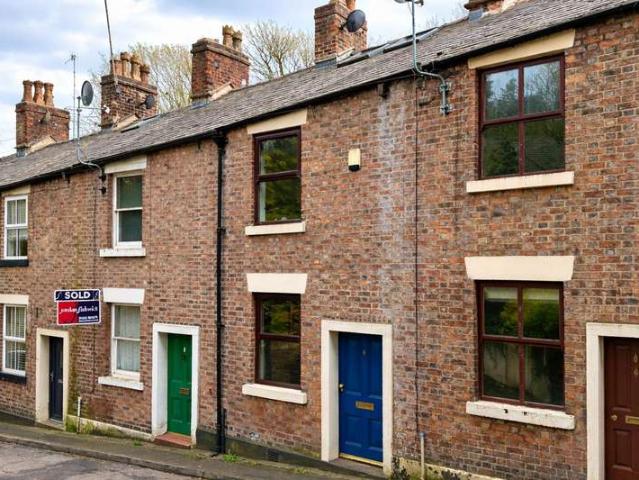 3 Bedroom Terraced House
