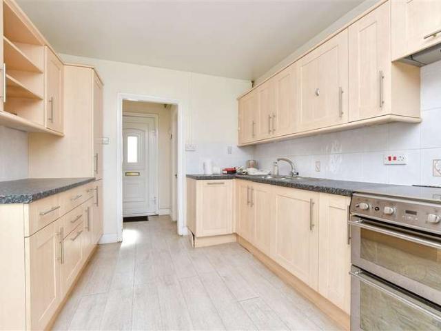 3 Bedroom Terraced House