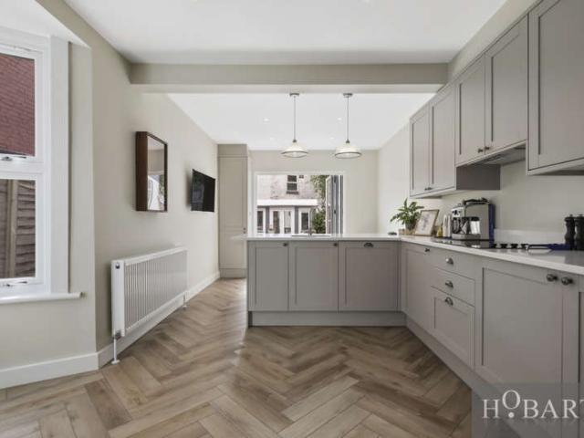 3 Bedroom Terraced House