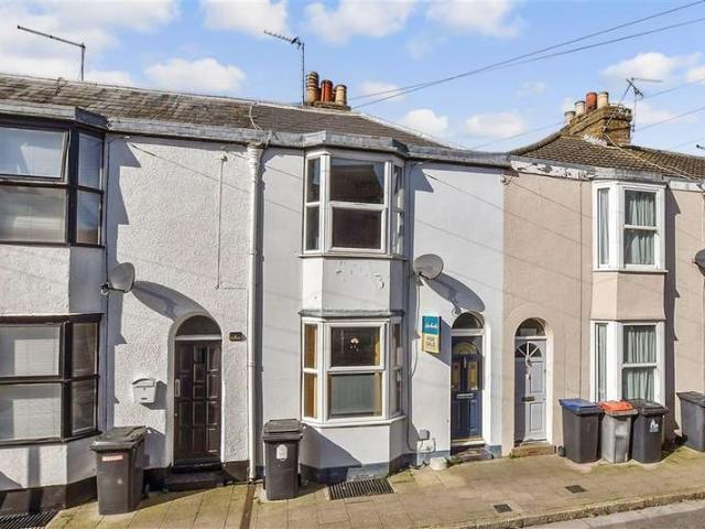 3 Bedroom Terraced House