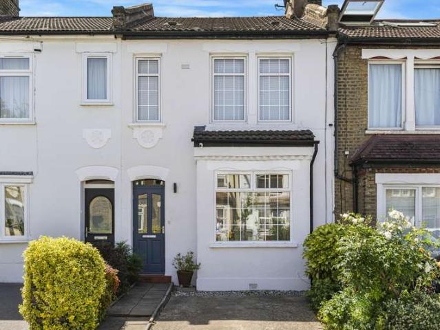 3 Bedroom Terraced House