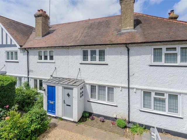 3 Bedroom Terraced House