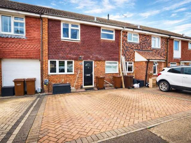 3 Bedroom Terraced House