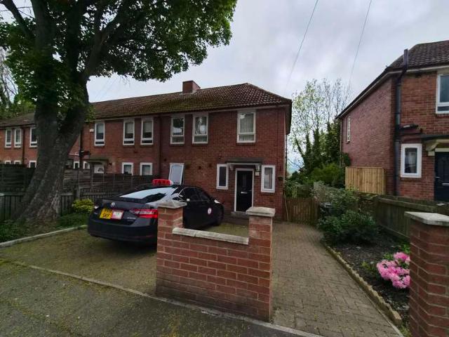 3 Bedroom Terraced House