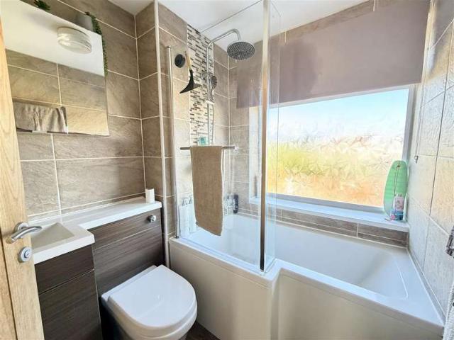 3 Bedroom Terraced House