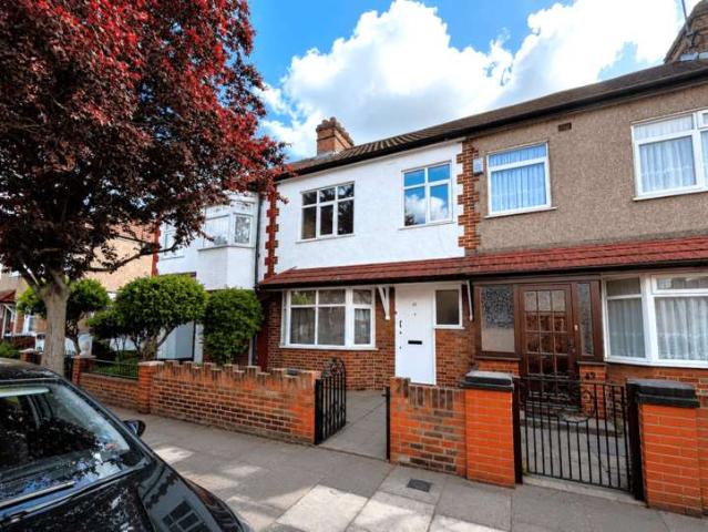 3 Bedroom Terraced House