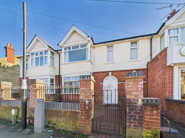 3 Bedroom Terraced House