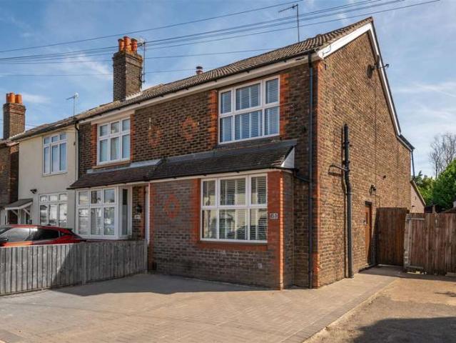 3 Bedroom Terraced House