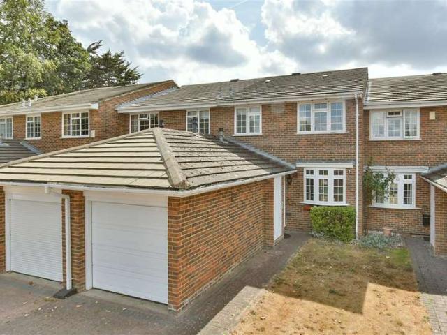 3 Bedroom Terraced House