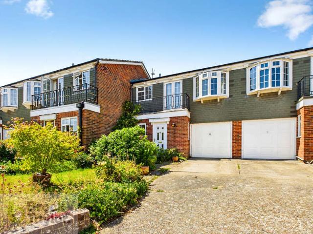 3 Bedroom Terraced House