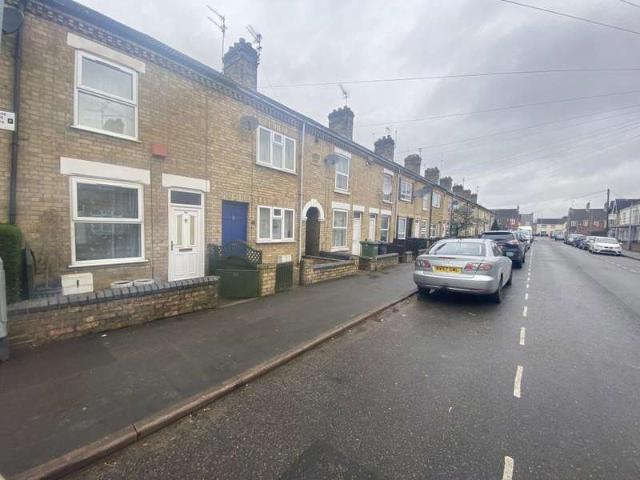 3 Bedroom Terraced House