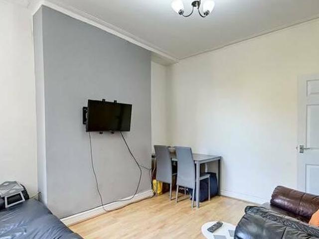 3 bedroom terraced house for rent in 3 4 Bedroom House Halsbury Road L6