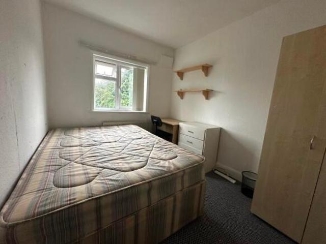 3 bedroom terraced house for rent in 3 bed house, Kennan Avenue, CV31 3HY, CV31