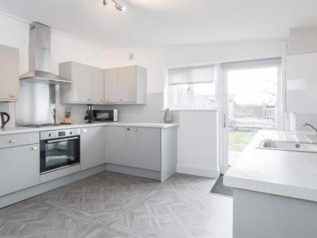 3 bedroom terraced house for rent in 3 bedroom Terraced House in Moravian Road, Bristol, BS15