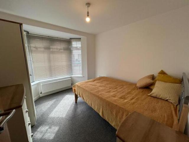 3 bedroom terraced house for rent in 1a Silver Street, Peterborough, PE2
