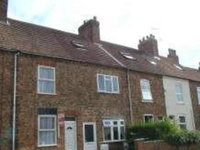 3 bedroom terraced house for rent in 8 Annie StreetSelbyYO8 4LR YO8