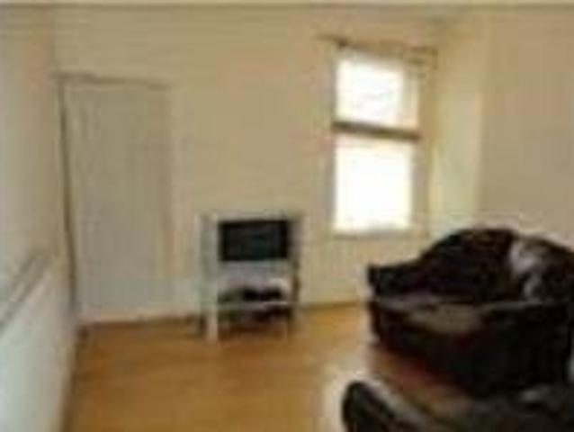3 Bedroom Terraced House For Rent In Coventry, West Midlands