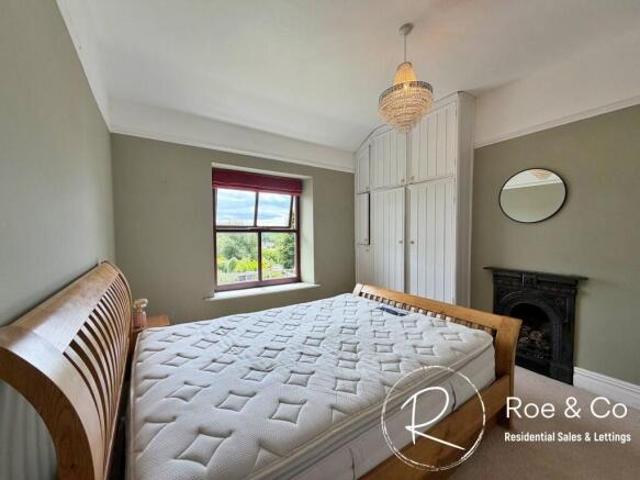 3 bedroom terraced house for rent in Cox Green Road, Egerton, BL7