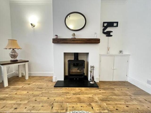 3 bedroom terraced house for rent in Cobden Road, Hythe, Kent CT21 6EY, CT21