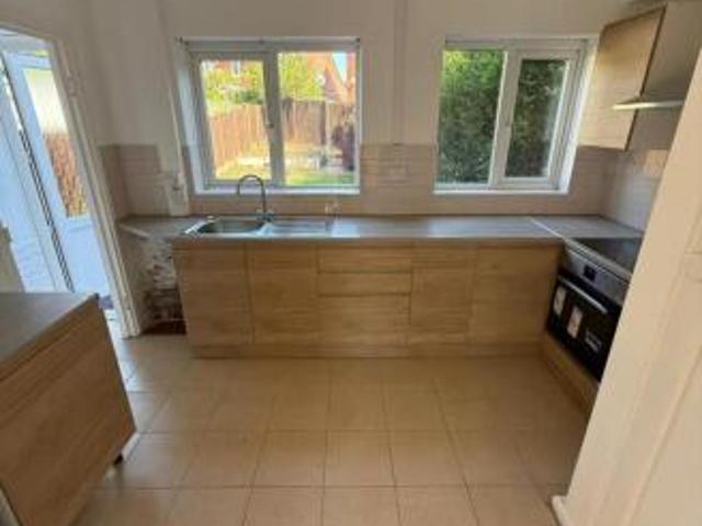 3 bedroom terraced house for rent in Coleby Road, Nottingham, NG8