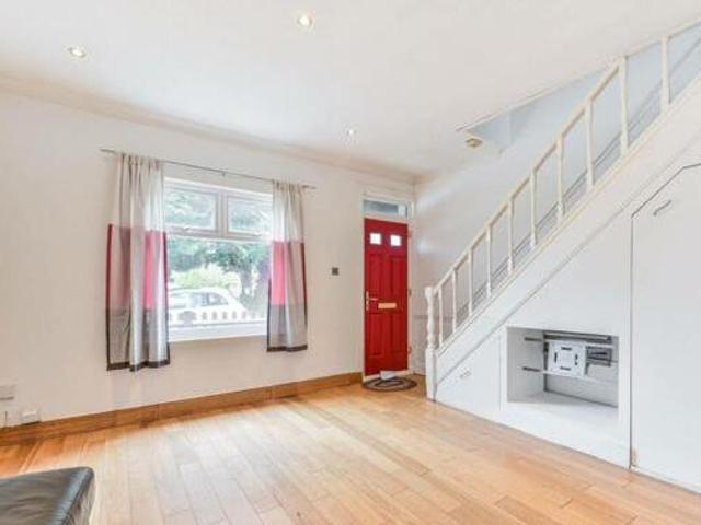 3 Bedroom Terraced House For Rent In Colliers Wood, London