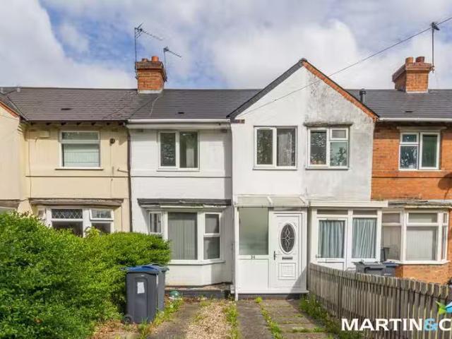 3 bedroom terraced house for rent in Colworth Road, Northfield.