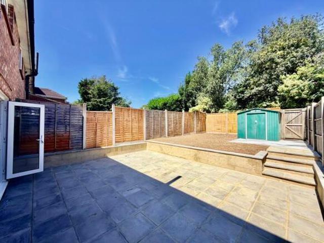 3 bedroom terraced house for rent in Copsey Grove, Drayton, PORTSMOUTH, PO6