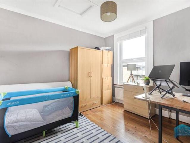 3 bedroom terraced house for rent in Corbyn Street, Crouch End, London, N4