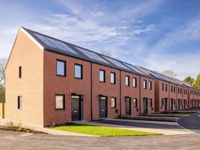 3 bedroom terraced house for rent in Cawdle Close, Ely, Cambri.