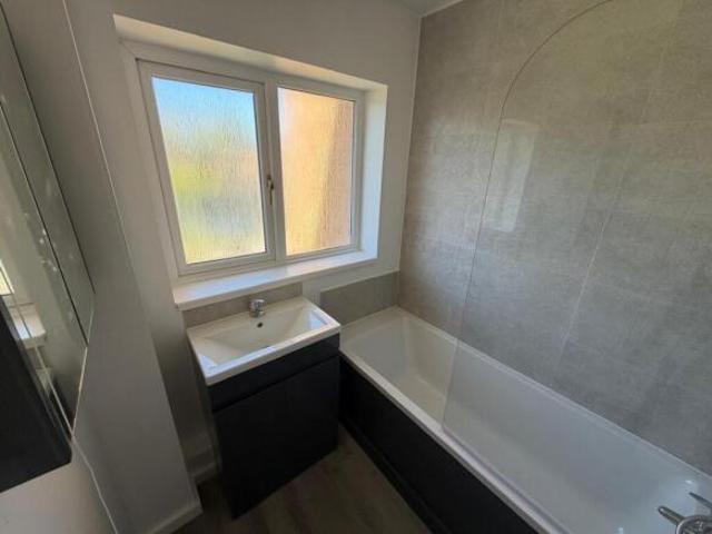 3 bedroom terraced house for rent in Calder Green, Kings heath, Northampton, NN5