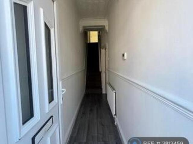3 bedroom terraced house for rent in Cambridge Road, Bootle, L20