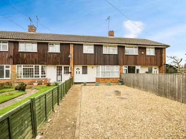 3 bedroom terraced house for rent in Cannock Road, HP20