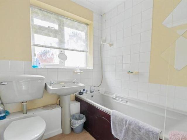 3 bedroom terraced house for rent in Canterbury Close, Ipswich, IP2