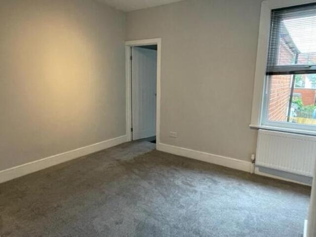 3 bedroom terraced house for rent in Cardigan Road, Reading, Berkshire, RG1