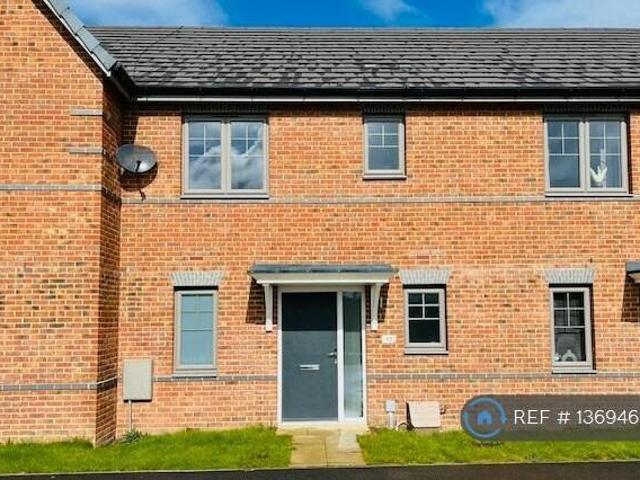 3 Bedroom Terraced House For Rent In Carlton in lindrick, Worksop