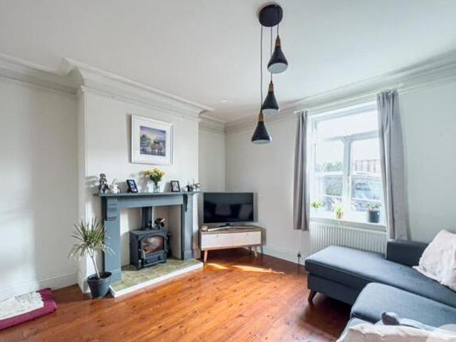 3 Bedroom Terraced House For Rent In Carlton Miniott