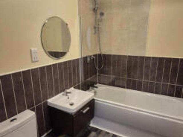 3 bedroom terraced house for rent in Carnival Place, M14 7TN, M14