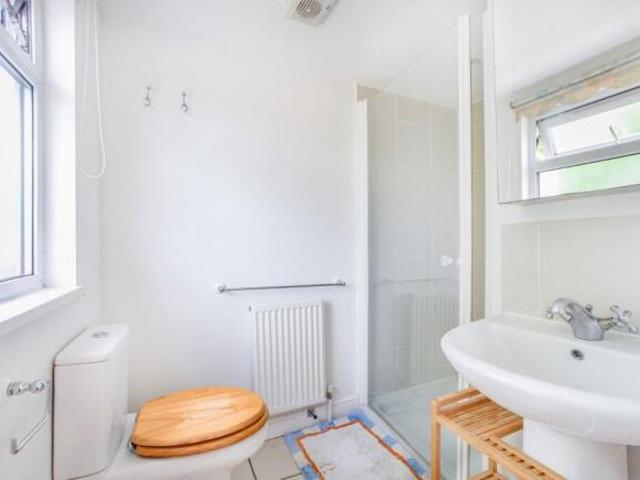 3 bedroom terraced house for rent in Cecil Road, London, SW19