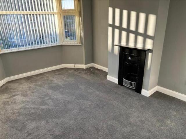 3 bedroom terraced house for rent in Cedars Avenue, Coventry, CV6