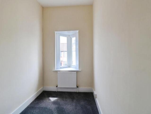 3 bedroom terraced house for rent in Central Avenue, Southend on sea, SS2